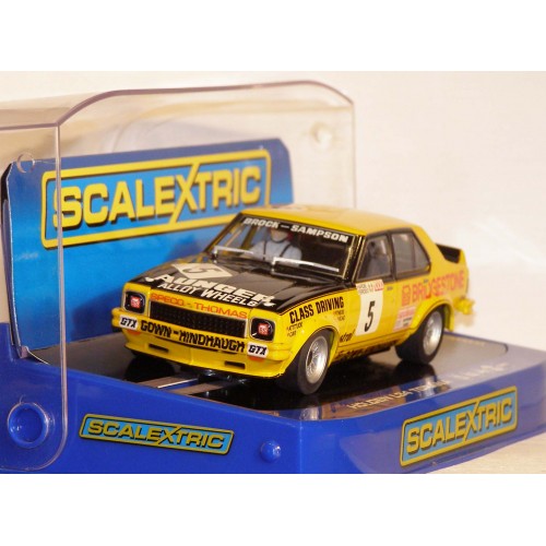 SCALEXTRIC Peter Brock's Holden Torana L34 DPR C3101 - Papamallard