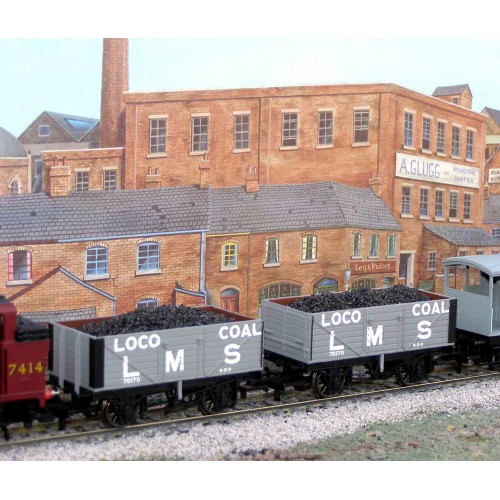 HORNBY Rake of TWO LMS Coal Wagons with Real Coal Load Added - Papamallard