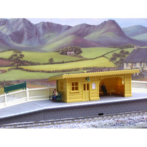HORNBY Station Halt including Platforms, Shelter, People and ...
